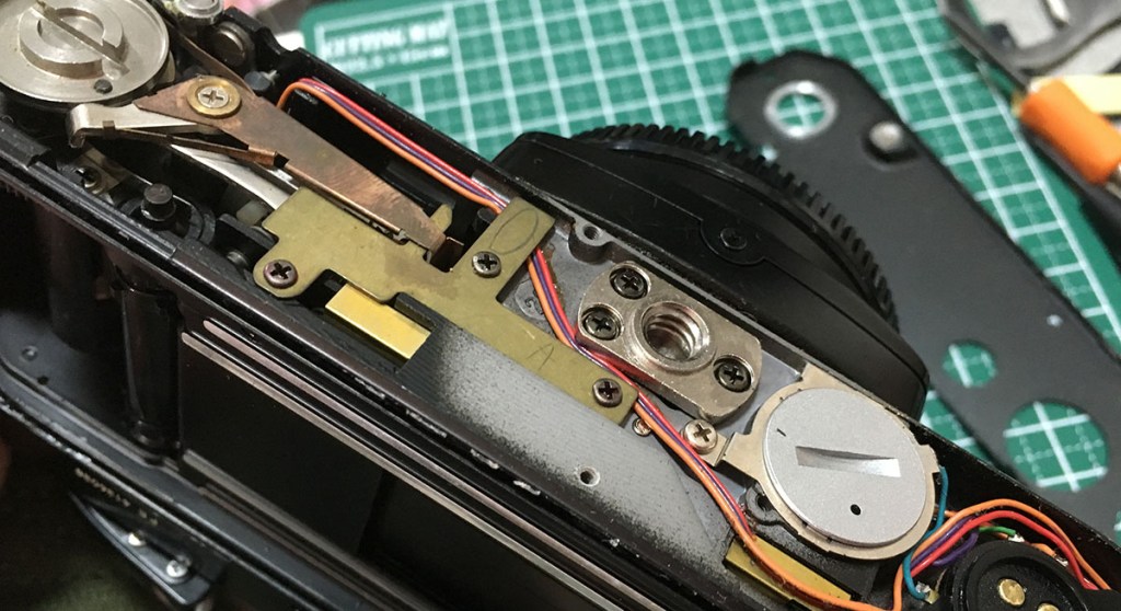 Repair: Nikon FE | Richard Haw's Classic Nikon Repair and Review