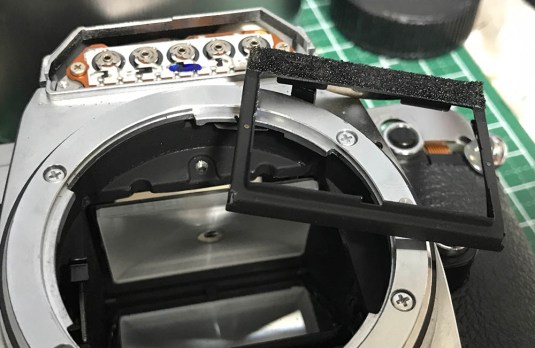 Repair: Nikon FG | Richard Haw's Classic Nikon Repair and Review