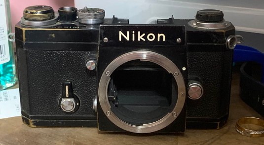 Repair: Nikon F part 2 | Richard Haw's Classic Nikon Repair and Review