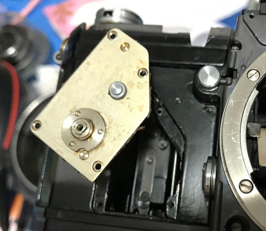 Repair: Nikon F part 2 | Richard Haw's Classic Nikon Repair and Review